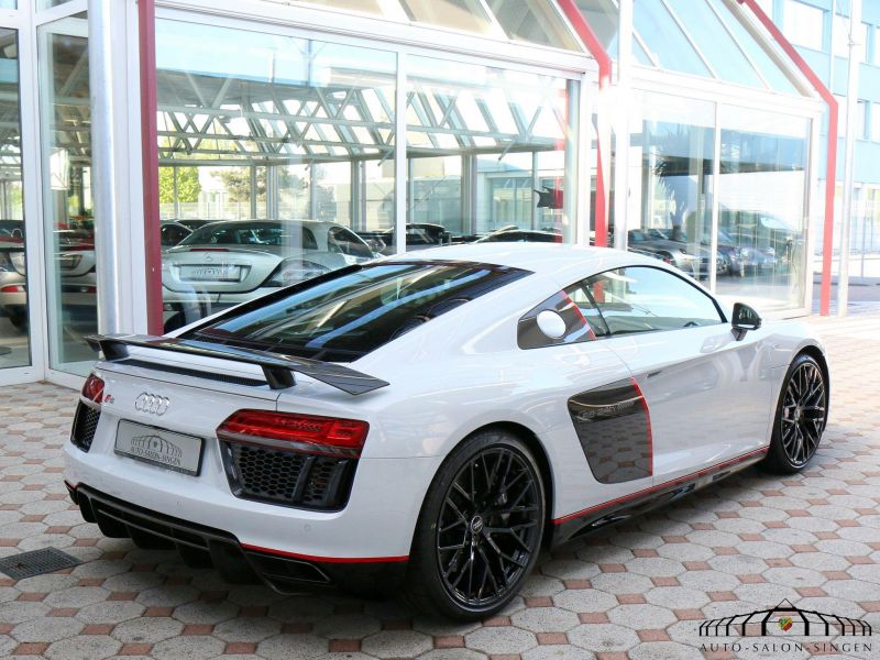 Audi R8 V10 Plus 5.2 FSI Coupe Coupé - Auto Salon Singen