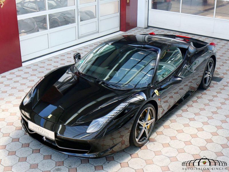 Ferrari 458 Italia Coupé - Auto Salon Singen