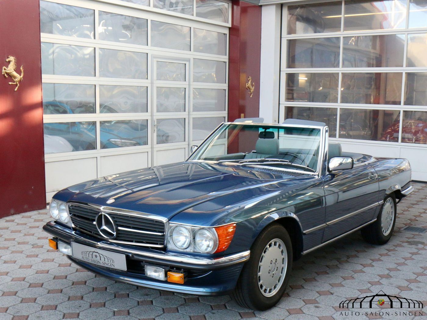 Mercedes-Benz 500 SL Cabrio - Auto Salon Singen