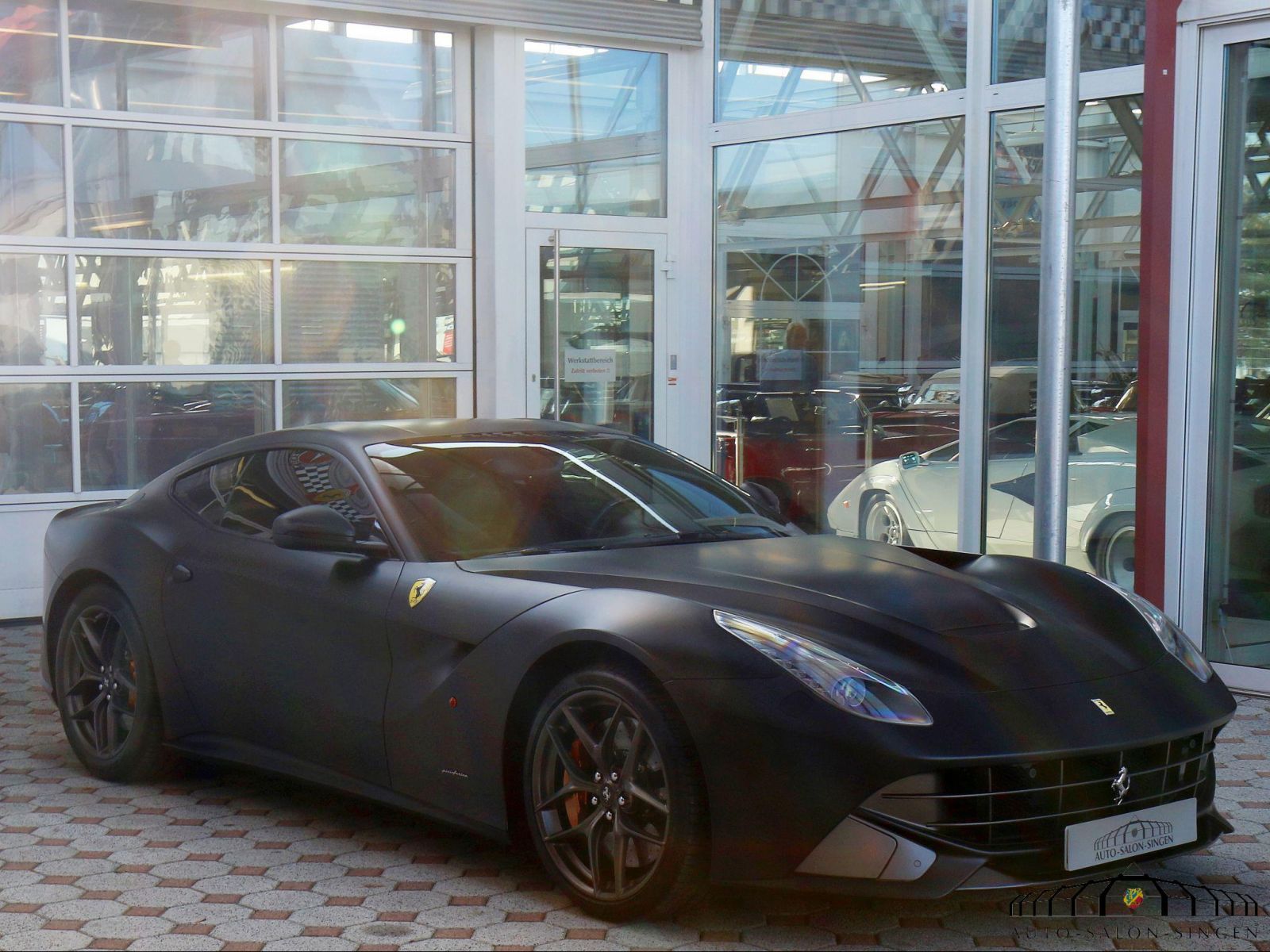 Ferrari F12 Berlinetta Coupé - Auto Salon Singen