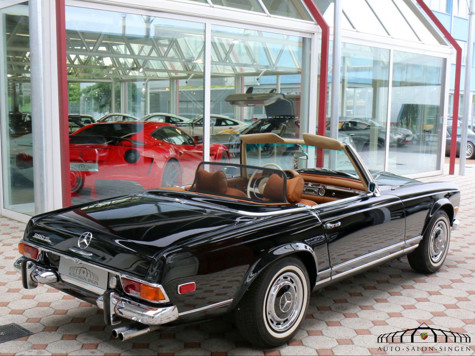 Mercedes-Benz 280 SL Pagode Convertible - Auto Salon Singen