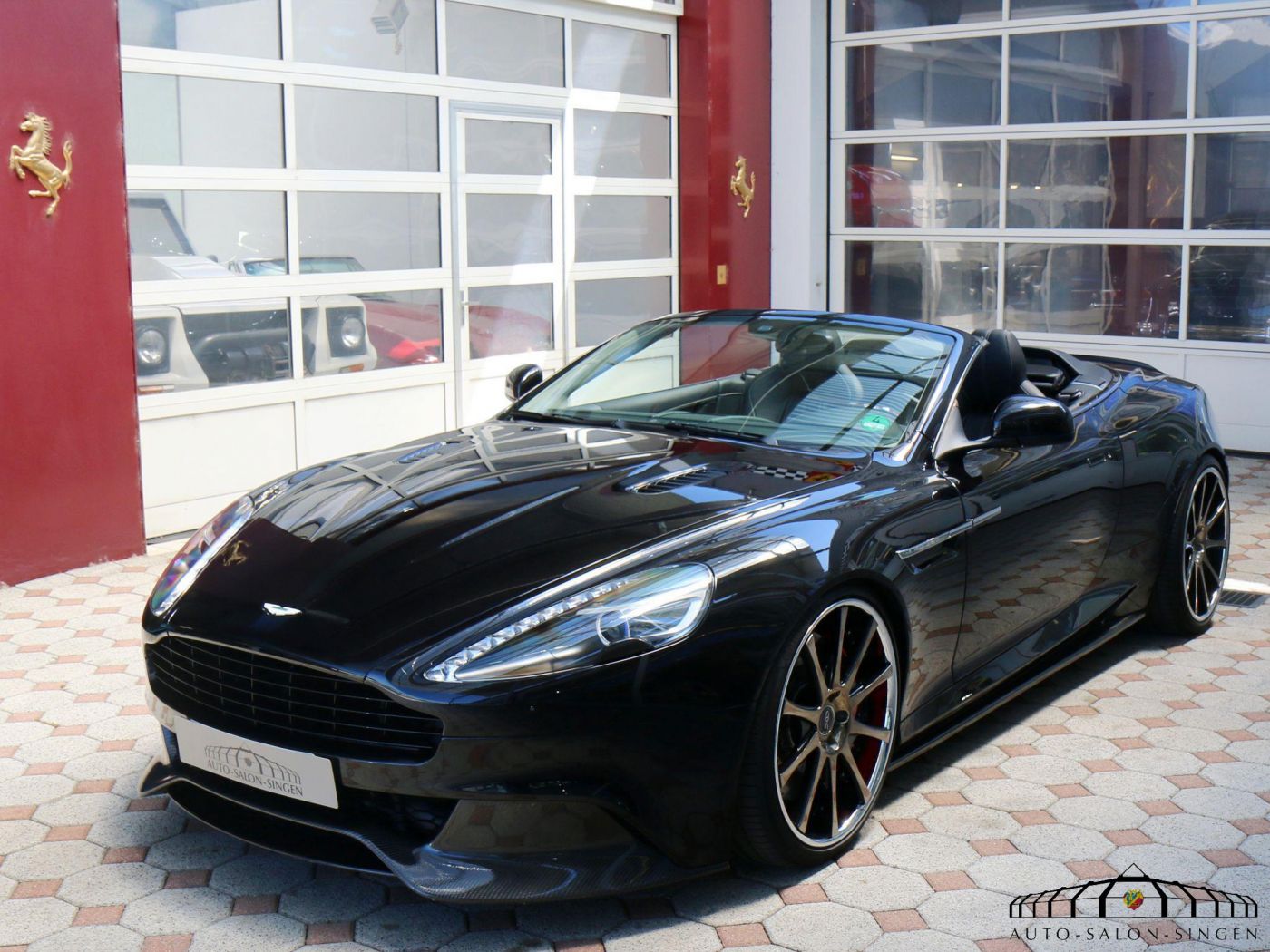 Aston Martin DB9 Volante Convertible - Auto Salon Singen
