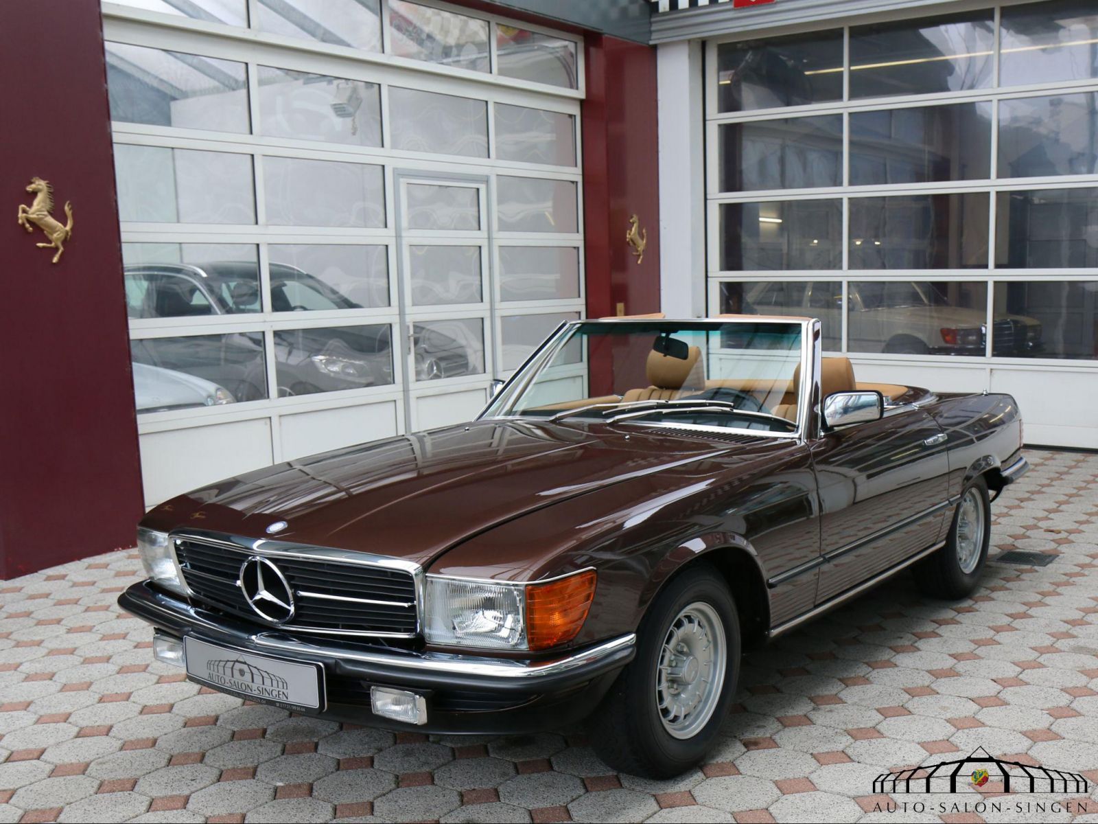 Mercedes-Benz 380 SL Convertible - Auto Salon Singen